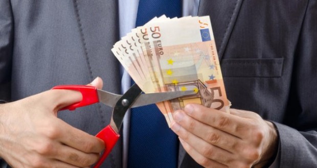 Σοκ!!!Η κυβέρνηση ΣΥΡΙΖΑΝΕΛ κόβει και το μέρισμα των δημοσίων υπαλλήλων ...