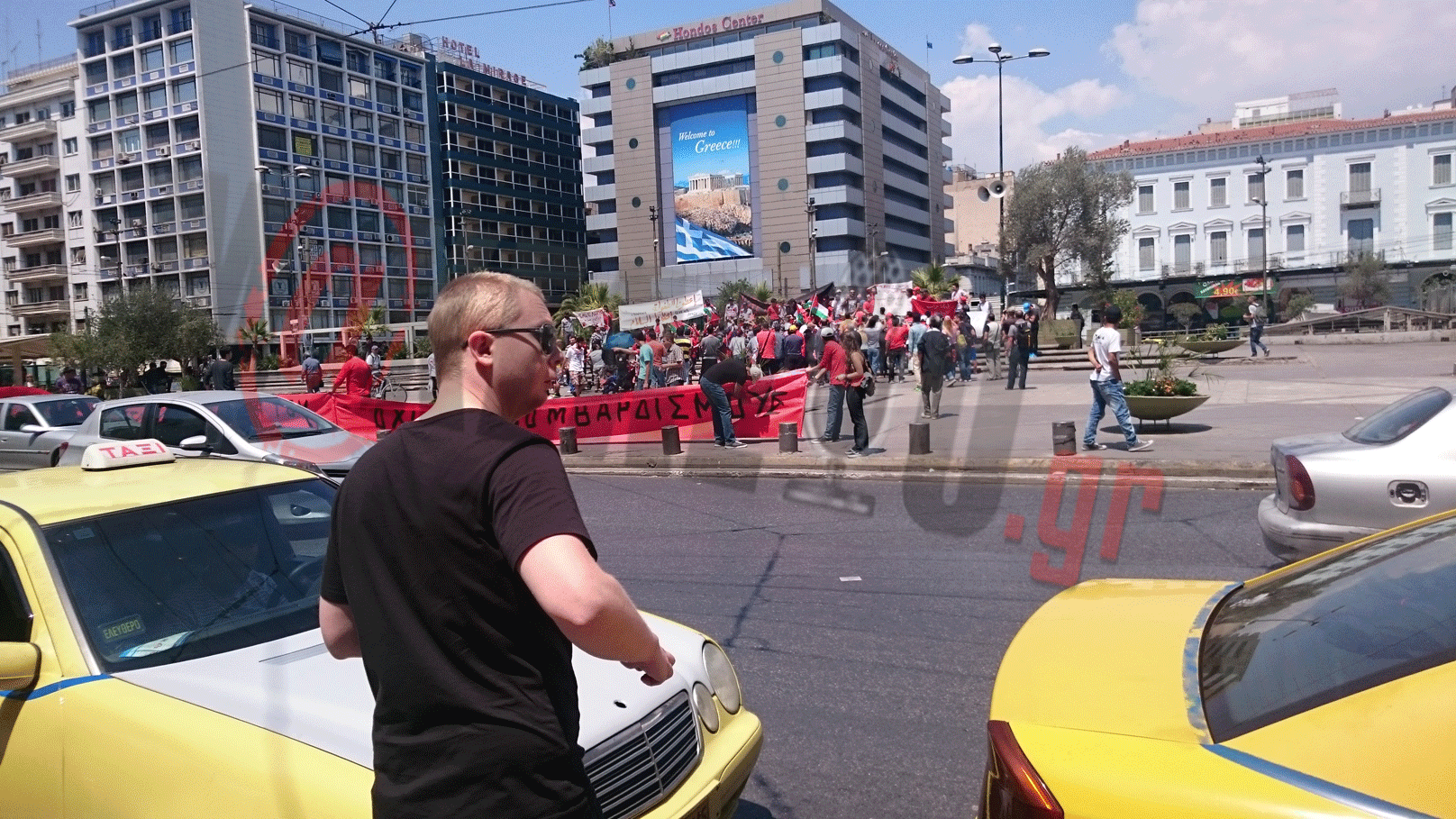 ΠΛΑΤΕΙΑ ΙΣΛΑΜΑΜΠΑΝΤ Η ΟΜΟΝΟΙΑ! ΜΠΟΥΛΟΥΚΙ ΠΑΚΙΣΤΑΝΟ-ΑΦΓΑΝΩΝ ΣΗΚΩΣΑΝ ...