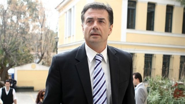 Σκληρή επίθεση απο Ολυμπιακό,Παναθηναϊκό και ΠΑΟΚ στον Κύρο Βασσάρα ...