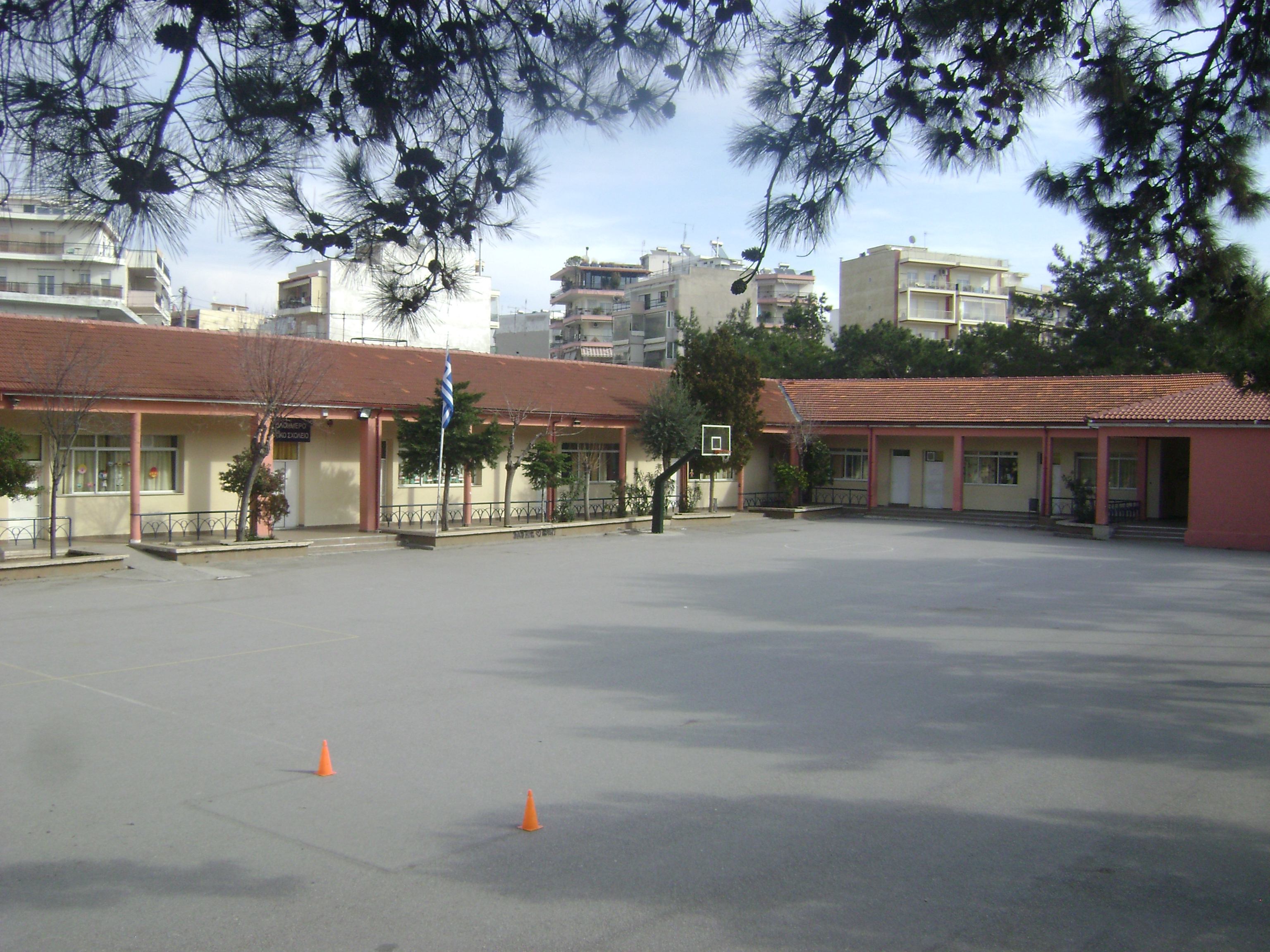 ΑΛΗΤΕΣ! Τα έχουν ισοπεδώσει ΟΛΑ! ΔΕΙΤΕ φωτογραφίες από βιβλία της Α ...