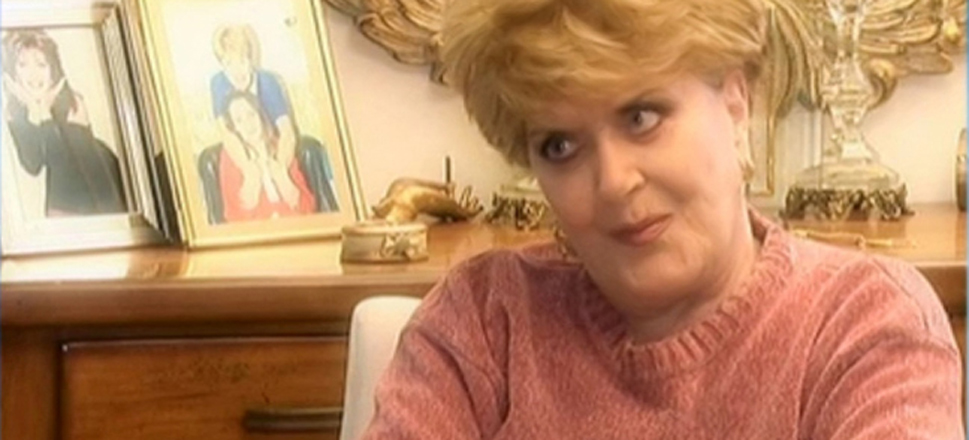 Από ποιον πήρε αποζημίωση 40 εκατομμύρια η Βάσια Τριφύλλη; – Makeleio.gr