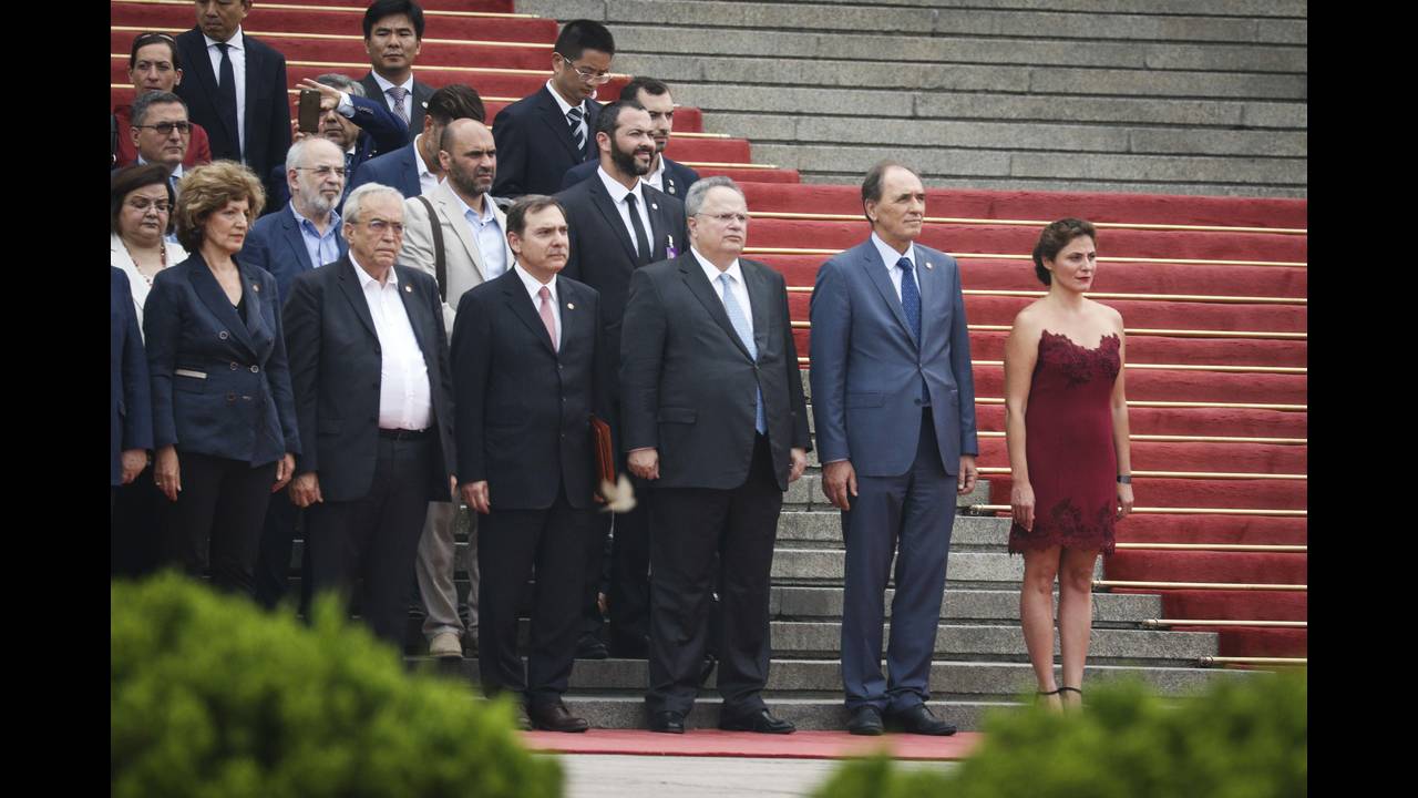 “ΤΗΝ ΕΛΛΑΔΑ ΚΥΒΕΡΝΑ ΜΙΑ ΑΛΒΑΝΟΦΑΤΣΑ ΜΕ ΓΑΜΨΗ ΜΥΤΗ. ΑΥΤΗ ΕΧΕΙ ΤΟΝ ΕΛΕΓΧΟ ...