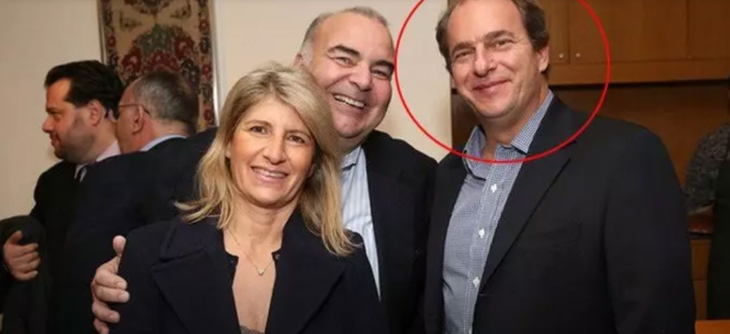 ΣΚΗΝΙΚΟ ΤΡΟΜΟΥ ΣΤΗΝ ΚΗΦΙΣΙΑ! ΣΥΓΚΛΟΝΙΖΕΙ Η ΣΥΖΥΓΟΣ ΤΟΥ 52ΧΡΟΝΟΥ ...
