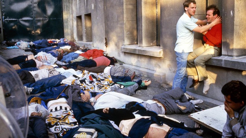 Ο αιματοβαμμένος τελικός, το υποκριτικό πέναλτι και ο πανηγυρισμός ...