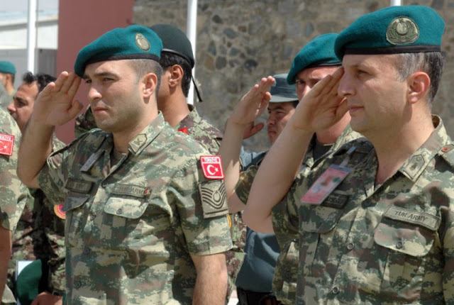 ΘΑ ΦΑΕΙ ΚΛΩΤΣΙΕΣ ΚΑΙ ΘΑ ΜΑΖΕΥΤΕΙ… ΑΠΙΣΤΕΥΤΗ ΠΡΟΚΛΗΣΗ: ΤΟΥΡΚΟΣ ...