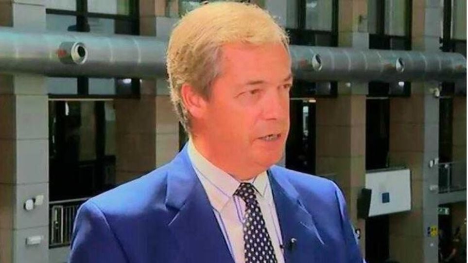 Ο “Mr. Brexit” Φάρατζ με μαλλί αλά… Τραμπ – Makeleio.gr