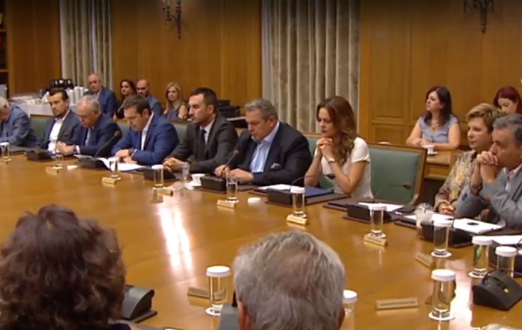 ΔΕΙΤΕ ΤΟ ΥΠΟΥΡΓΙΚΟ ΣΥΜΒΟΥΛΙΟ ΤΟΥ “ΠΑΡΑΜΥΘΑΤΖΗ” ΑΛΕΞΗ ΚΑΙ ΤΗΣ ΠΑΡΕΑΣ ΤΟΥ ...