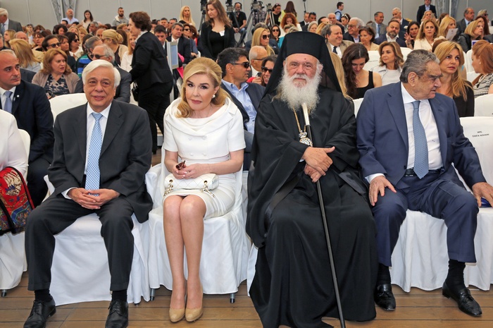 ΤΡΟΜΟΣ ΣΤΑ ΚΑΠΙΤΑΛΙΣΤΙΚΑ ΤΖΑΚΙΑ ΤΗΣ ΜΠΟΥΡΖΟΥΑΖΙΑΣ. “ΑΛΒΑΝΟΣ ΕΣΚΟΜΠΑΡ ...