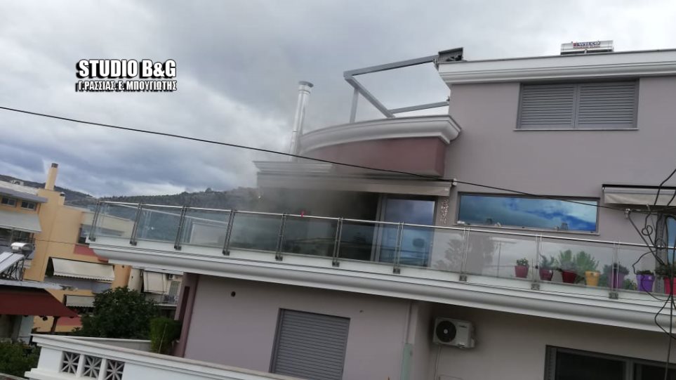 (ΑΝΑΝΕΩΜΕΝΟ): ΟΙΚΟΓΕΝΕΙΑΚΗ ΤΡΑΓΩΔΙΑ ΣΤΟ ΑΡΓΟΣ! ΠΥΡΟΒΟΛΗΣΕ ΠΟΛΛΕΣ ΦΟΡΕΣ ...