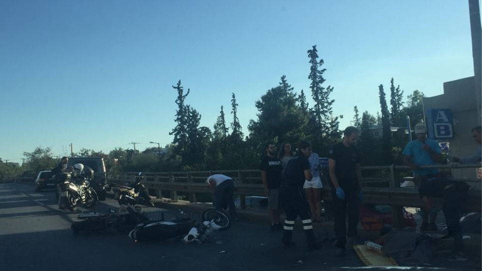 ΣΟΒΑΡΟ ΤΡΟΧΑΙΟ ΑΤΥΧΗΜΑ στην λεωφόρο ΚΗΦΙΣΙΑΣ! Δυο νεαροί με μηχανάκια ...