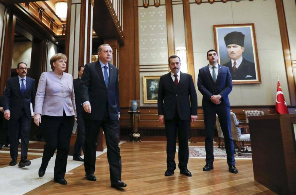 S-400, F 35, ΘΩΡΑΚΙΣΜΕΝΑ, ΣΥΓΧΡΟΝΑ ΤΥΦΕΚΙΑ, ΡΟΥΚΕΤΕΣ, ΜΗ ΕΠΑΝΔΡΩΜΕΝΑ. Η ...