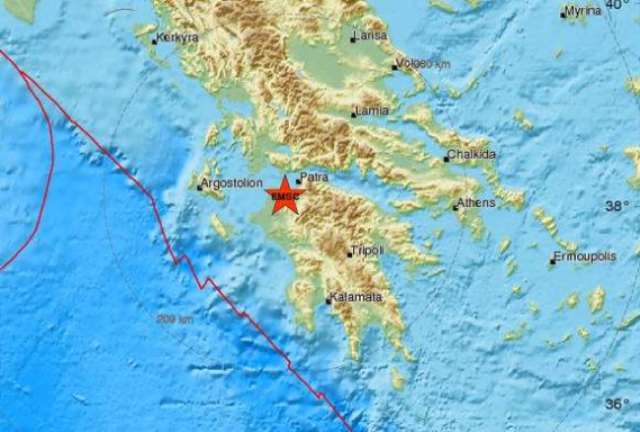 ΠΕΤΑΧΤΗΚΑΝ ΑΠΟ ΤΑ ΚΡΕΒΑΤΙΑ ΤΟΥΣ- ΣΕΙΣΜΟΣ ΤΑ ΞΗΜΕΡΩΜΑΤΑ ΣΤΗΝ ΠΑΤΡΑ ...