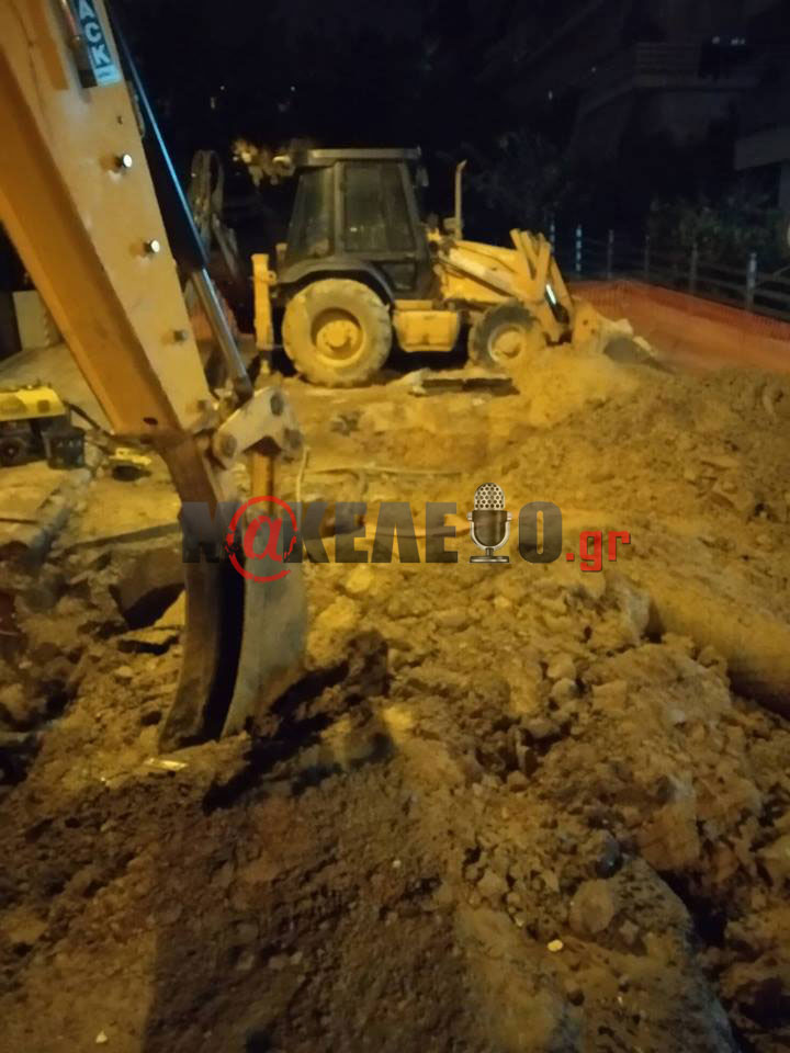 ΑΠΟΚΛΕΙΣΤΙΚΕΣ ΦΩΤΟ: Η απόλυτη ΞΕΦΤΙΛΑ! ΑΓΡΙΟΣ ΤΣΑΚΩΜΟΣ Τσίπρα-Μπαζιάνα ...