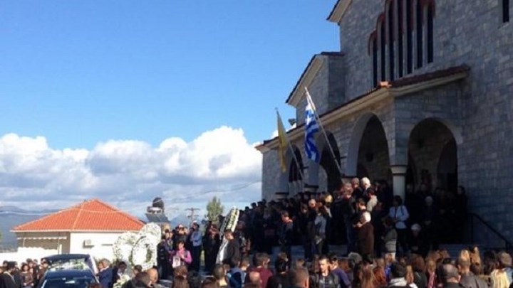 ΡΑΓΙΣΑΝ ΚΑΙ ΟΙ ΠΕΤΡΕΣ! ΓΡΑΦΤΗΚΕ Ο ΕΠΙΛΟΓΟΣ ΤΗΣ ΤΡΑΓΩΔΙΑΣ ΣΤΗΝ ...