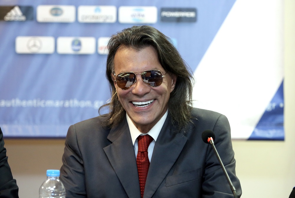 Τι χαμογελάς ρε! Δείτε τον Ηλία Ψινάκη σήμερα στο… – Makeleio.gr