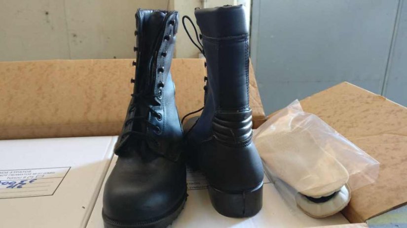 ΤΕΤΟΙΑ “ΕΞΟΠΛΙΣΤΙΚΑ ΠΡΟΓΡΑΜΜΑΤΑ” ΟΥΤΕ ΣΤΗΝ ΟΥΓΚΑΝΤΑ! Διαφημίζουν την ...