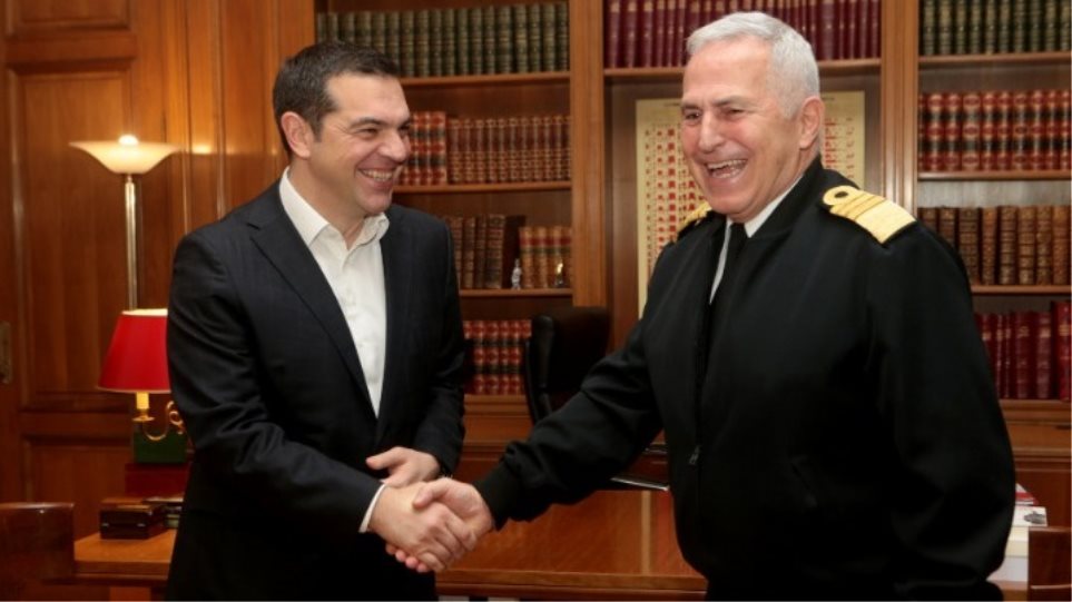 ΕΘΝΙΚΗ ΦΡΙΚΗ! Ο ΑΠΟΣΤΟΛΑΚΗΣ ΑΠΑΓΟΡΕΥΣΕ ΕΚΔΗΛΩΣΗ ΓΙΑ ΤΗΝ ΜΑΚΕΔΟΝΙΑ ΠΟΥ ...
