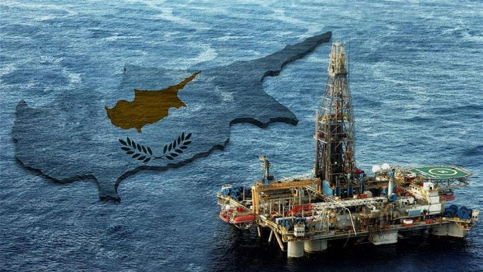 ΧΑΜΟΣ ΣΤΟ ΝΗΣΙ ΤΗΣ ΑΦΡΟΔΙΤΗΣ! ΒΡΗΚΕ ΤΡΙΣ. ΚΥΒΙΚΑ ΜΕΤΡΑ ΦΥΣΙΚΟΥ ΑΕΡΙΟΥ Η ...