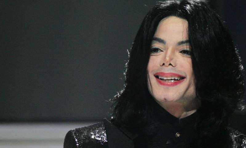 Τα θύματα του Μάικλ Τζάκσον ζητούν την εκταφή του! – Makeleio.gr
