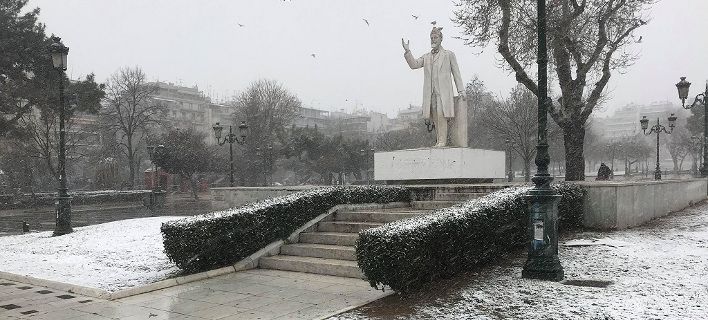 (ΑΝΑΝΕΩΜΕΝΟ): ΣΤΑ ΛΕΥΚΑ Η ΘΕΣΣΑΛΟΝΙΚΗ! ΕΠΕΣΕ 12 ΒΑΘΜΟΥΣ Η ΘΕΡΜΟΚΡΑΣΙΑ ...