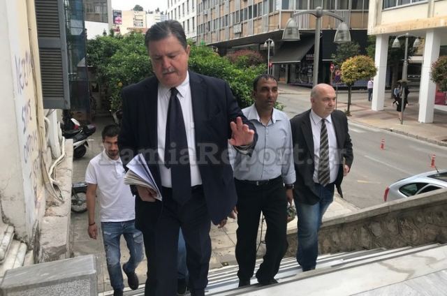 “Τρίφυλλο” απ΄ το καλό! Αυτός είναι ο έμπορος χασίς των γύφτων που ...