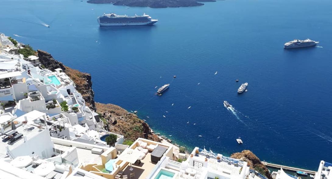 ΔΕΙΤΕ ΤΟΝ ΒΡΩΜΙΑΡΗ! Γιοτ αδειάζει λύματα σε τουριστικό σημείο της ...