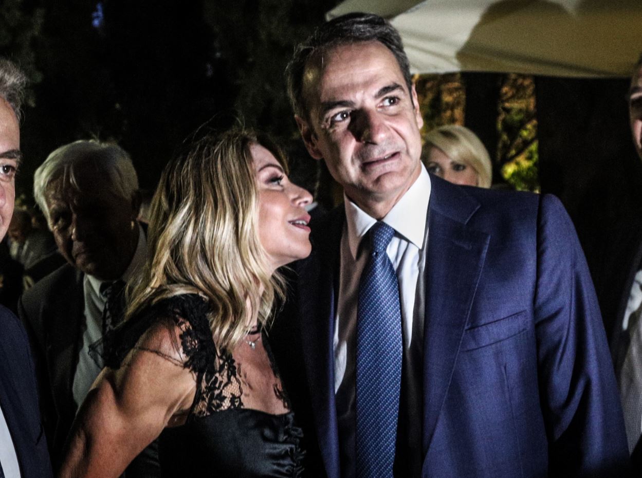 ΥΨΗΛΗ ΘΕΣΗ ΣΤΗΝ ΕΡΤ “ΧΤΥΠΑΕΙ” ΜΕΤΑ ΤΑ “ΟΜΟΡΦΟΛΟΓΑ” ΣΤΟΝ ΚΟΥΛΗ Η ΣΤΑΗ ...