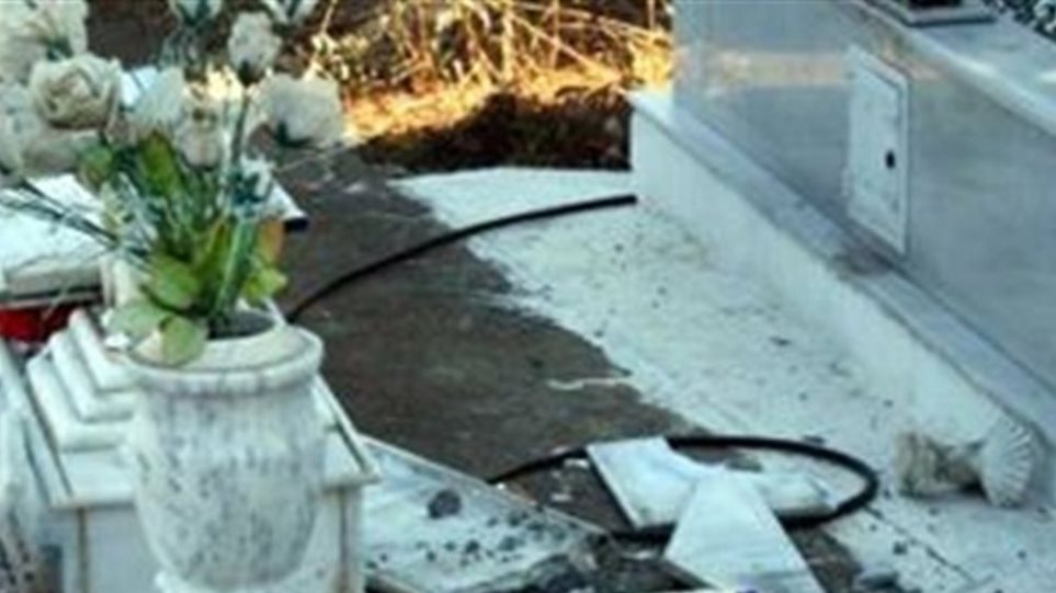 ΠΑΓΩΣΕ ΟΛΗ Η ΕΛΛΑΔΑ! ΠΗΓΑΝ ΝΑ ΑΝΑΨΟΥΝ ΤΟ ΚΑΝΤΗΛΙ ΣΤΟ ΜΝΗΜΑ ΚΑΙ ΒΡΗΚΑΝ ...