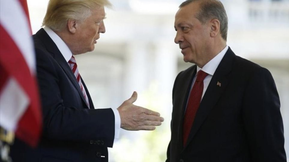 ΣΤΑ ΤΕΣΣΕΡΑ Ο ΒΑΨΟΜΑΛΛΙΑΣ ΤΡΑΜΠ ΜΠΡΟΣΤΑ ΣΤΙΣ ΑΠΑΙΤΗΣΕΙΣ ΤΟΥ ΣΟΥΛΤΑΝΟΥ ...