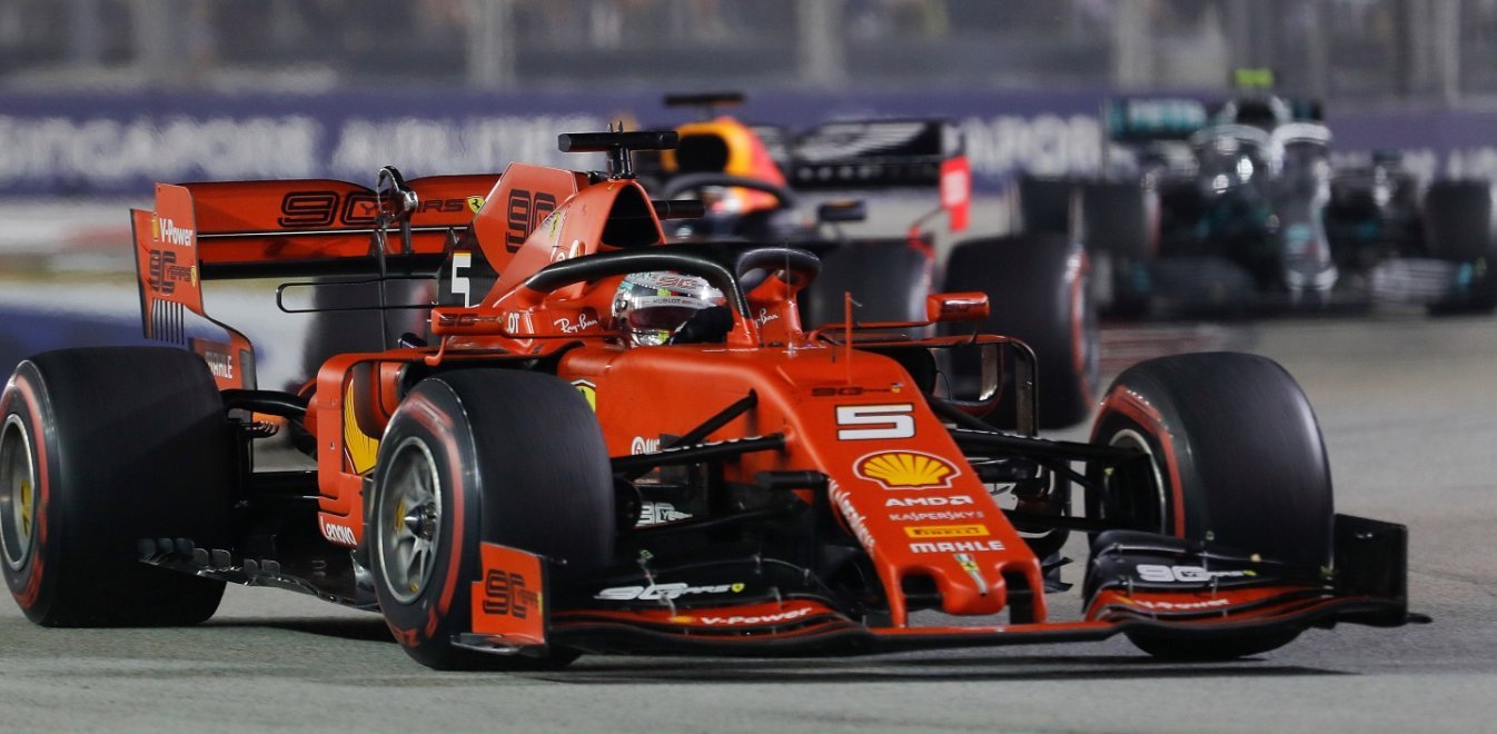 Formula 1: Θρίαμβος της Φεράρι στη Σιγκαπούρη – Πρωτιά για Φέτελ – Makeleio.gr