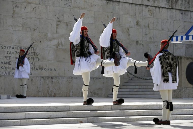 ΝΤΟΚΟΥΜΕΝΤΟ: ΤΖΙΧΑΝΤΙΣΤΗΣ ΠΟΖΑΡΕΙ ΜΕ ΤΟΝ ΕΥΖΩΝΑ! ΠΕΡΑΣΕ ΠΡΙΝ 20 ΜΕΡΕΣ ...