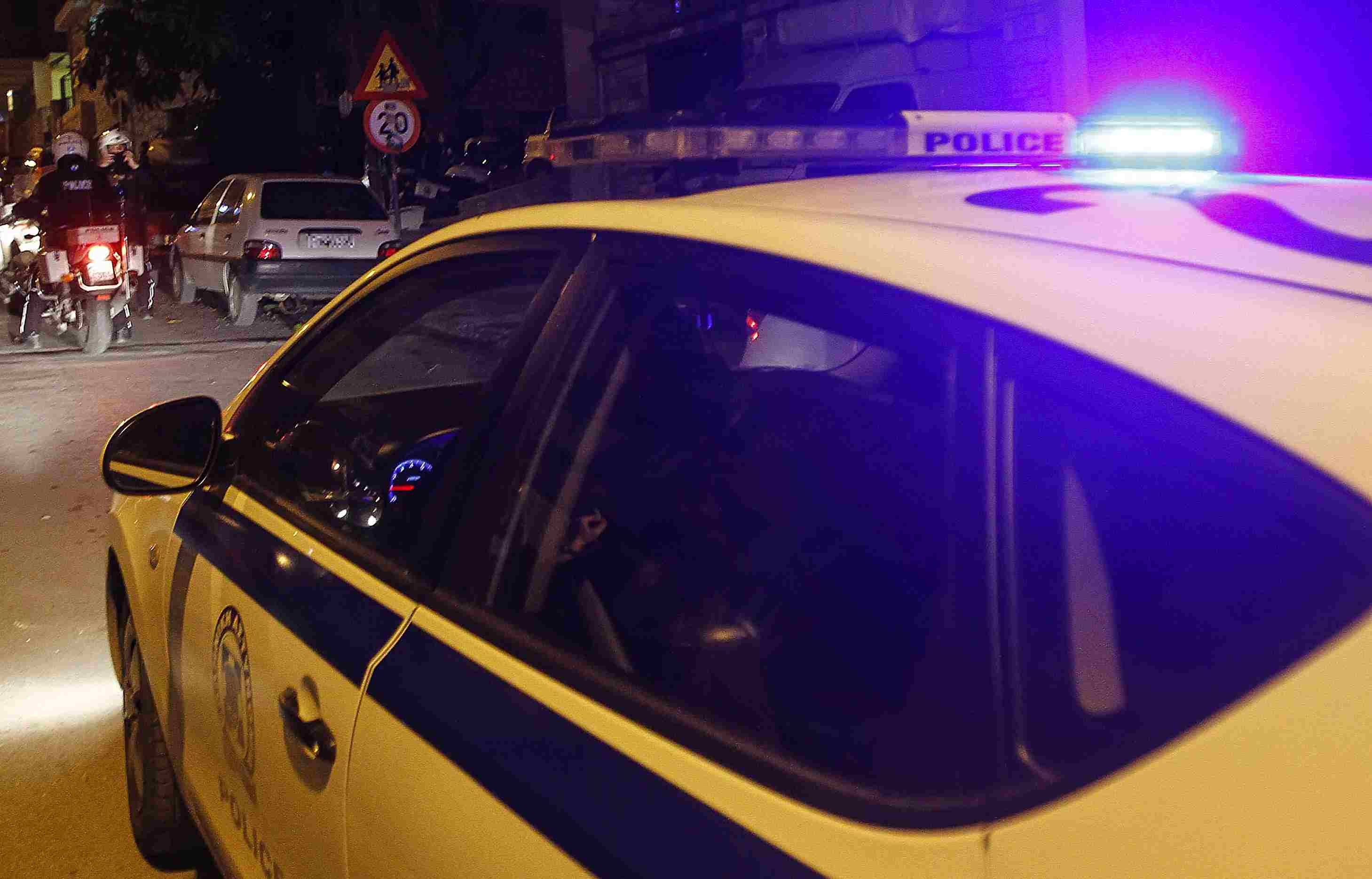 ΣΚΗΝΕΣ ΦΑΡ ΟΥΕΣΤ ΜΕ ΠΑΚΙΣΤΑΝΟ ΠΟΥ ΤΗΝ ΕΙΔΕ “ΚΑΛΑΧΑΝ” ΣΤΟΝ ΑΣΠΡΟΠΥΡΓΟ ...