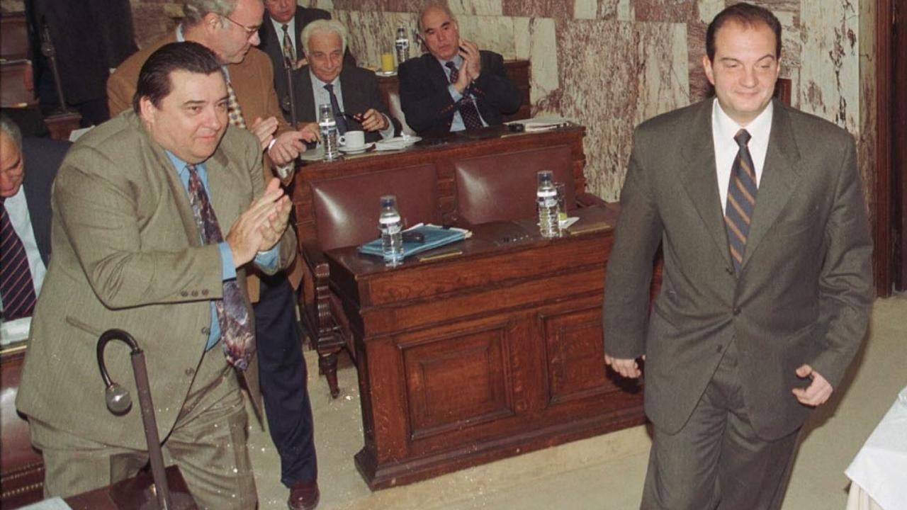 ΆΓΡΙΑ ΒΕΝΤΕΤΑ! ΕΠΙΘΕΣΗ ΜΕ ΧΤΥΠΗΜΑΤΑ ΚΑΤΩ ΑΠΟ ΤΗΝ ΖΩΝΗ ΚΩΣΤΑ ΚΑΡΑΜΑΝΛΗ ...