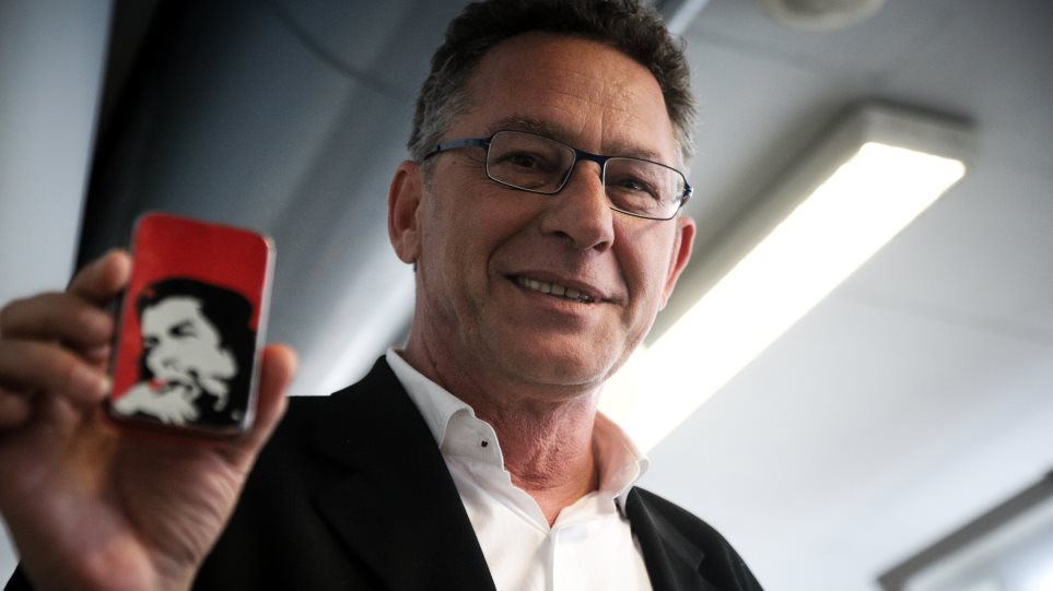 Ποιος μιλάει! Αυτός που έλεγε τον πρωθυπουργό “μ@λ@κ@”! (ΒΙΝΤΕΟ ...