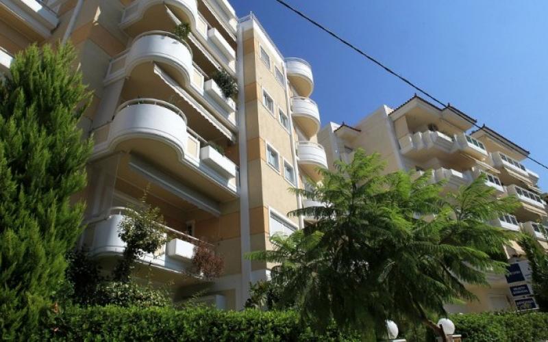 ΣΟΒΑΡΗ ΚΑΤΑΓΓΕΛΙΑ ΜΕΣΙΤΗ! «ΜΑΣ ΔΙΝΟΥΝ ΔΙΠΛΑΣΙΑ ΕΝΟΙΚΙΑ ΓΙΑ ΝΑ ΠΑΡΟΥΝ ΤΑ ...