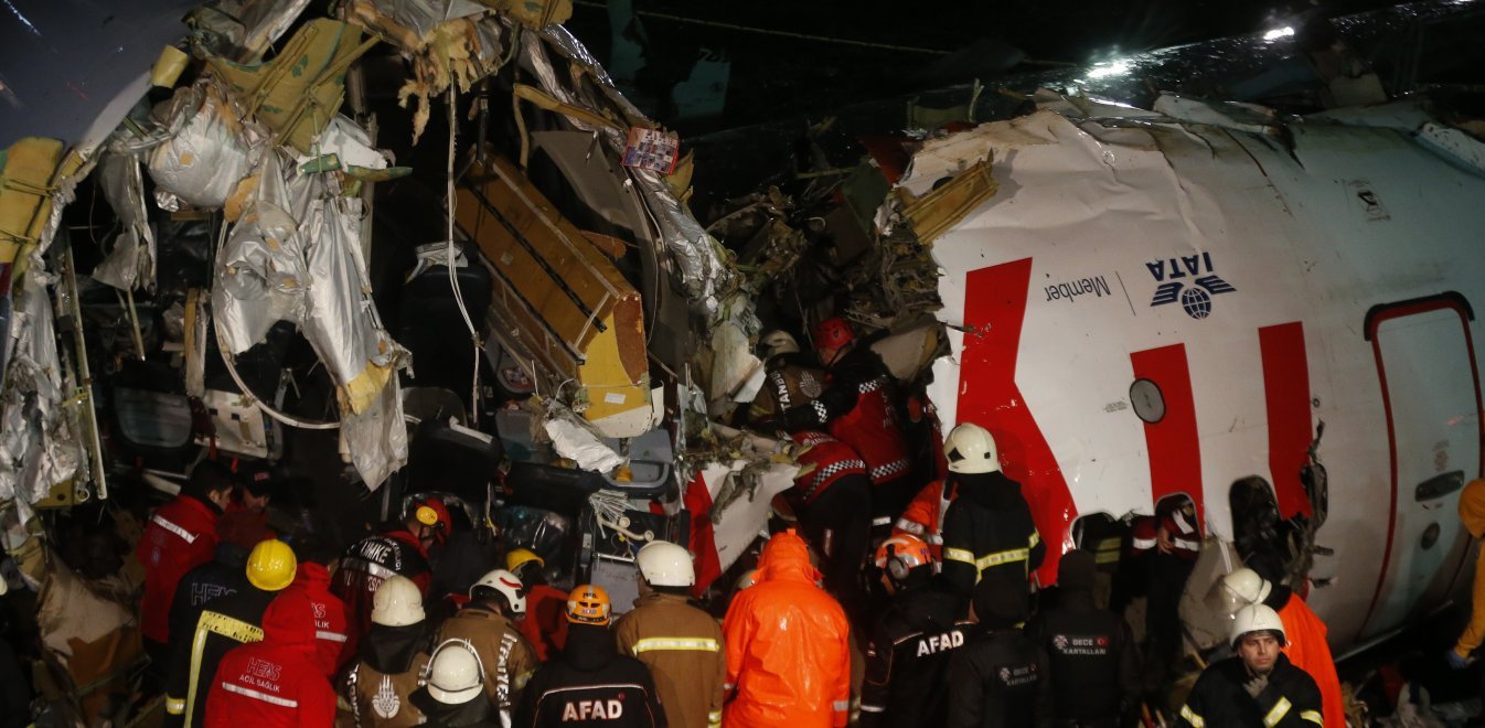 Κωνσταντινούπολη: Τρεις νεκροί και 179 τραυματίες στο αεροπορικό δυστύχημα του Boeing – Makeleio.gr