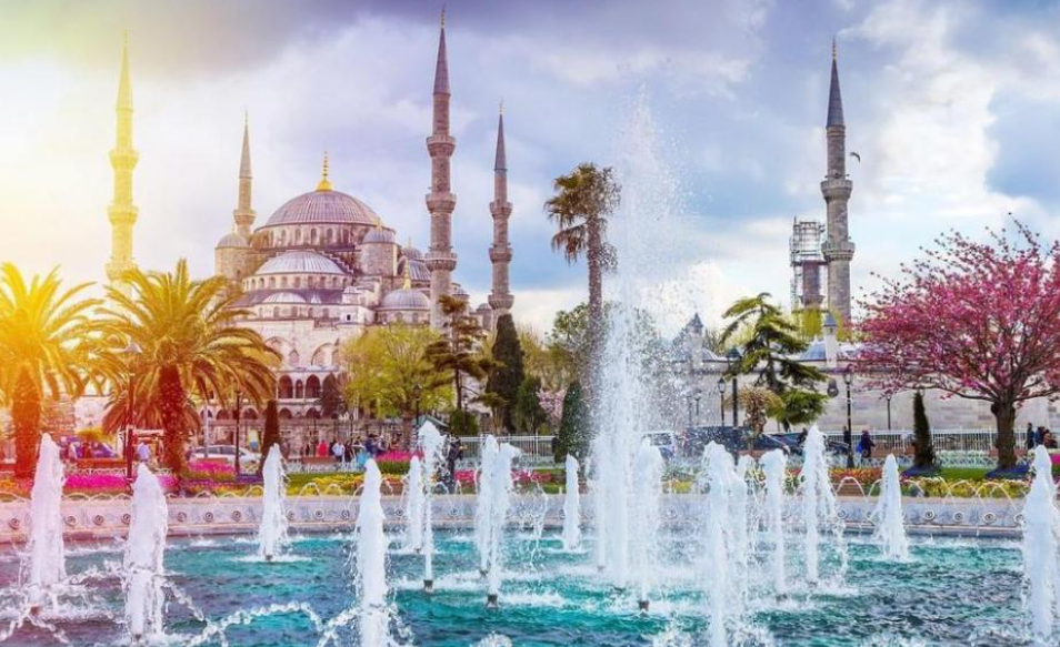 Ξεσηκωμός στον Βόλο για γκρουπ ταξιδιωτών που πήγαν στην Τουρκία ...