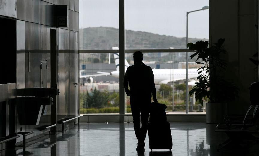 ΕΓΚΛΩΒΙΣΜΕΝΟΙ ΣΤΟ ΧΙΘΡΟΟΥ! ΧΙΛΙΑΔΕΣ ΕΠΙΒΑΤΕΣ ΚΛΕΙΣΜΕΝΟΙ ΣΕ ΕΝΑ ...