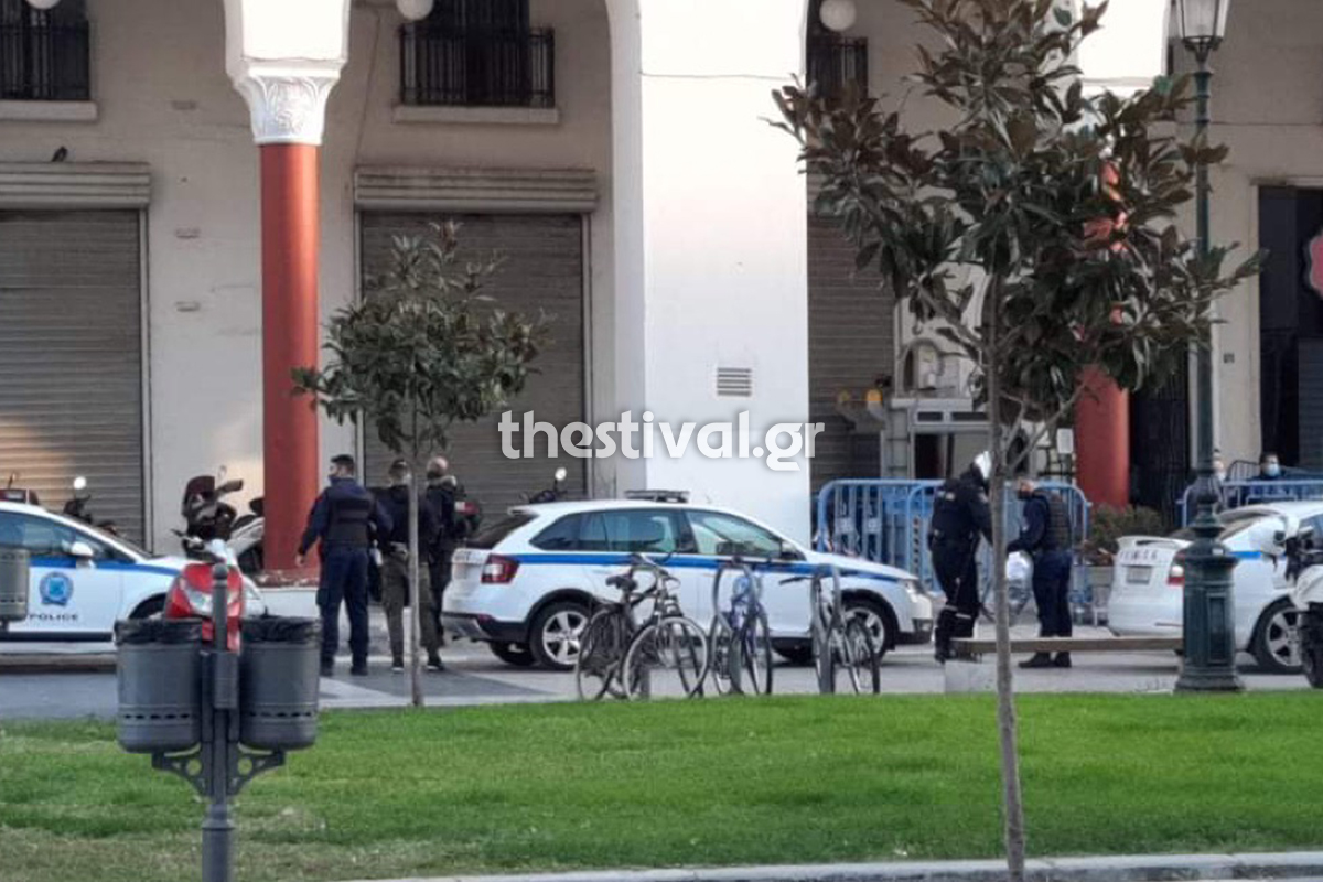 ΧΑΜΟΣ ΣΤΗ ΘΕΣΣΑΛΟΝΙΚΗ: ΜΕ ΕΝΤΟΛΗ “ΓΕΡΜΑΝΟΤΣΟΛΙΑ” ΚΟΥΛΗ ΕΙΧΑΜΕ ...