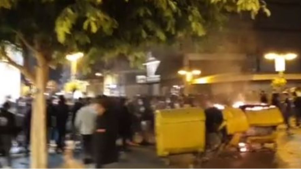 ΑΓΡΙΟ ΞΥΛΟ ΣΤΗ ΛΕΜΕΣΟ! Επεισόδια σε εκδήλωση κατά της χρήσης μάσκας ...