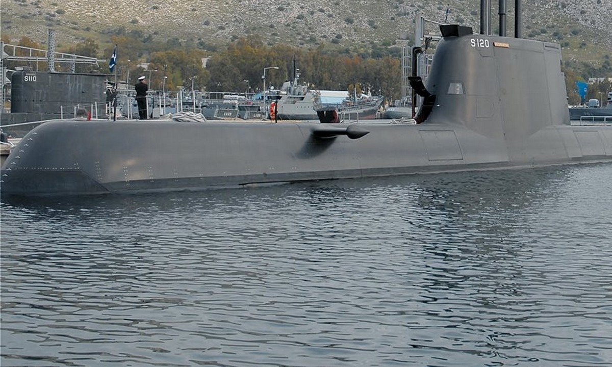 Μεγάλη άσκηση του Πολεμικού μας Ναυτικού με τορπίλη σε υποβρύχιο ...
