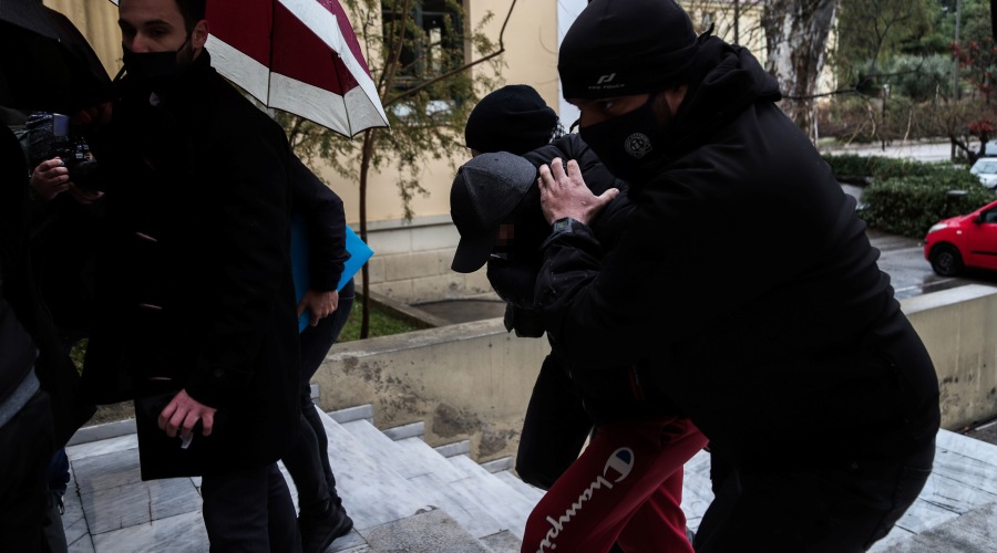 ΣΤΟΝ ΕΙΣΑΓΓΕΛΕΑ ΤΑ ΑΔΕΡΦΙΑ ΠΟΥ ΕΔΕΙΡΑΝ ΤΟΝ ΣΤΑΘΜΑΡΧΗ – ΑΠΟΦΑΣΙΖΕΙ ΑΝ ΘΑ ...