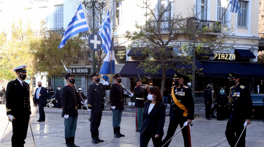 ΕΣΥ ΦΤΑΙΣ ΣΤΡΑΤΗΓΕ ΦΛΩΡΕ ΓΙΑ ΤΗΝ ΜΗ ΑΝΑΚΡΟΥΣΗ ΤΟΥ ΕΘΝΙΚΟΥ ΥΜΝΟΥ. ΑΝΤΕ ...