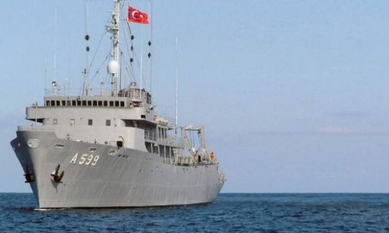 ΘΑΥΜΑΣΤΕ “ΑΠΟΦΑΣΙΣΤΙΚΟΤΗΤΑ”! ΣΚΑΦΟΣ ΤΟΥ ΛΙΜΕΝΙΚΟΥ (!!) ΚΑΛΕΙ ΤΟ ΤΣΕΣΜΕ ...