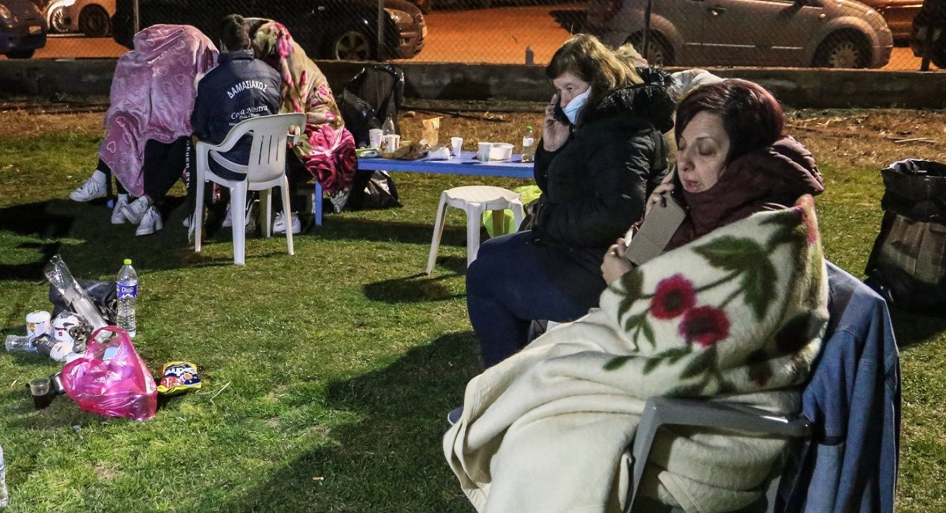 ΝΤΡΟΠΗ ΚΑΙ ΑΙΣΧΟΣ! ΣΕ ΣΑΠΙΣΜΕΝΑ ΤΡΟΧΟΣΠΙΤΑ ΤΟΥ ’40 “ΒΟΛΕΥΟΥΝ” ΤΟΥΣ ...