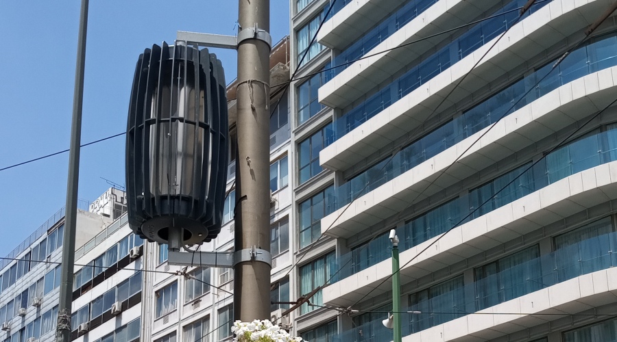 ΕΒΑΛΕ ΙΟΝΙΣΤΕΣ ΣΤΗΝ ΟΜΟΝΟΙΑ Ο ΒΛΑΧΟΔΗΜΑΡΧΟΣ ΓΙΑ ΝΑ ΚΑΘΑΡΙΣΕΙ ΤΟΝ ΑΕΡΑ ...