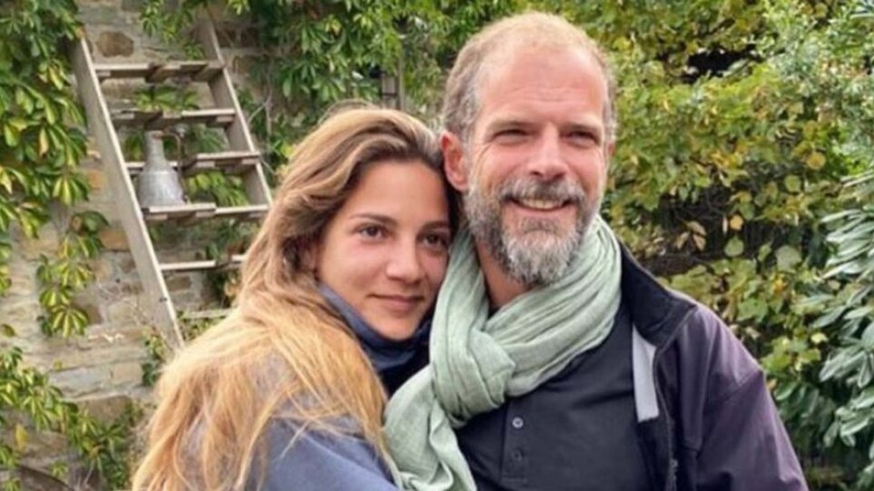 “ΟΜΕΡΤΑ” ΣΤΟ ΠΑΠΙΓΚΟ! “ΑΦΑΝΤΟΙ” ΟΙ ΚΑΛΕΣΜΕΝΟΙ ΑΠΟ ΤΟΝ ΧΛΙΔΑΤΟ ΓΑΜΟ ΤΟΥ ...