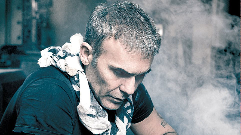 Βαρύ πένθος για τον Στέλιο Ρόκκο: Πέθανε ξαφνικά ο αδερφός του! Τα ...