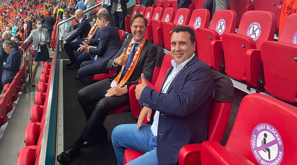 ΜΑΣ ΞΕΦΤΙΛΙΖΟΥΝ ΟΙ ΓΥΦΤΟΣΚΟΠΙΑΝΟΙ ΚΑΙ Ο ΚΟΥΛΗΣ ΚΟΙΜΑΤΑΙ ΟΡΘΙΟΣ!!! Η ...