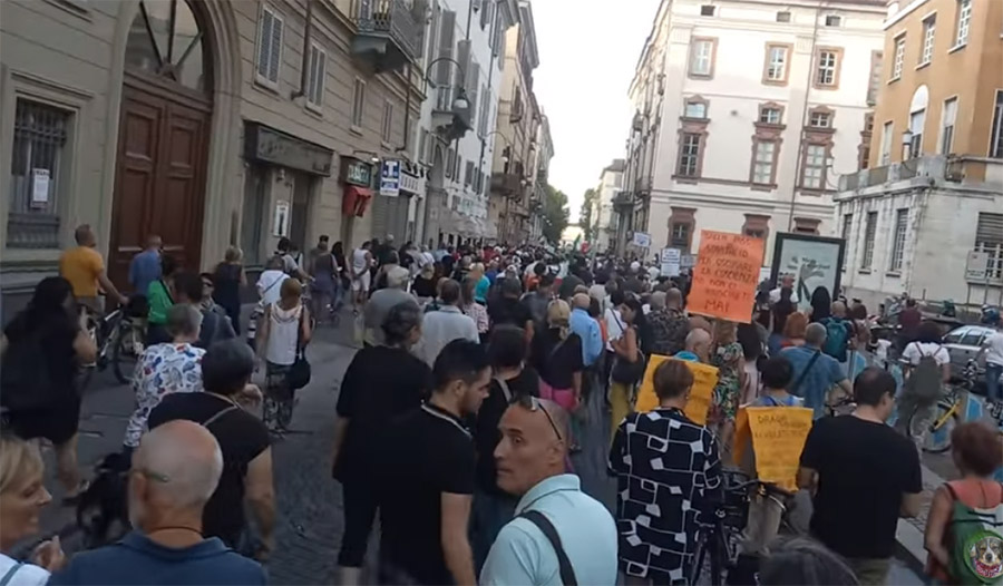 ΣΤΟΝ ΔΡΟΜΟ ΠΟΥ ΧΑΡΑΞΑΝ ΟΙ ΓΑΛΛΟΙ ΜΠΗΚΑΝ ΚΑΙ ΟΙ ΙΤΑΛΟΙ – ΒΓΗΚΑΝ ΣΤΟΥΣ ...